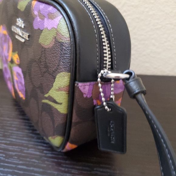 Coach | Bags | Coach Mini Jamie Camera Crossbody In Signature Canvas ...